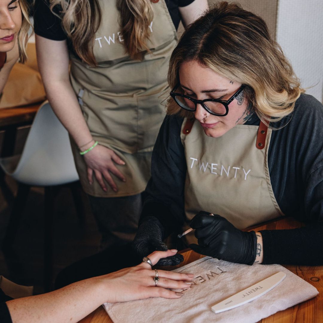 Tech Tips: Lauren’s Top 5 Tips for Thriving as a Nail Tech – TWENTY™